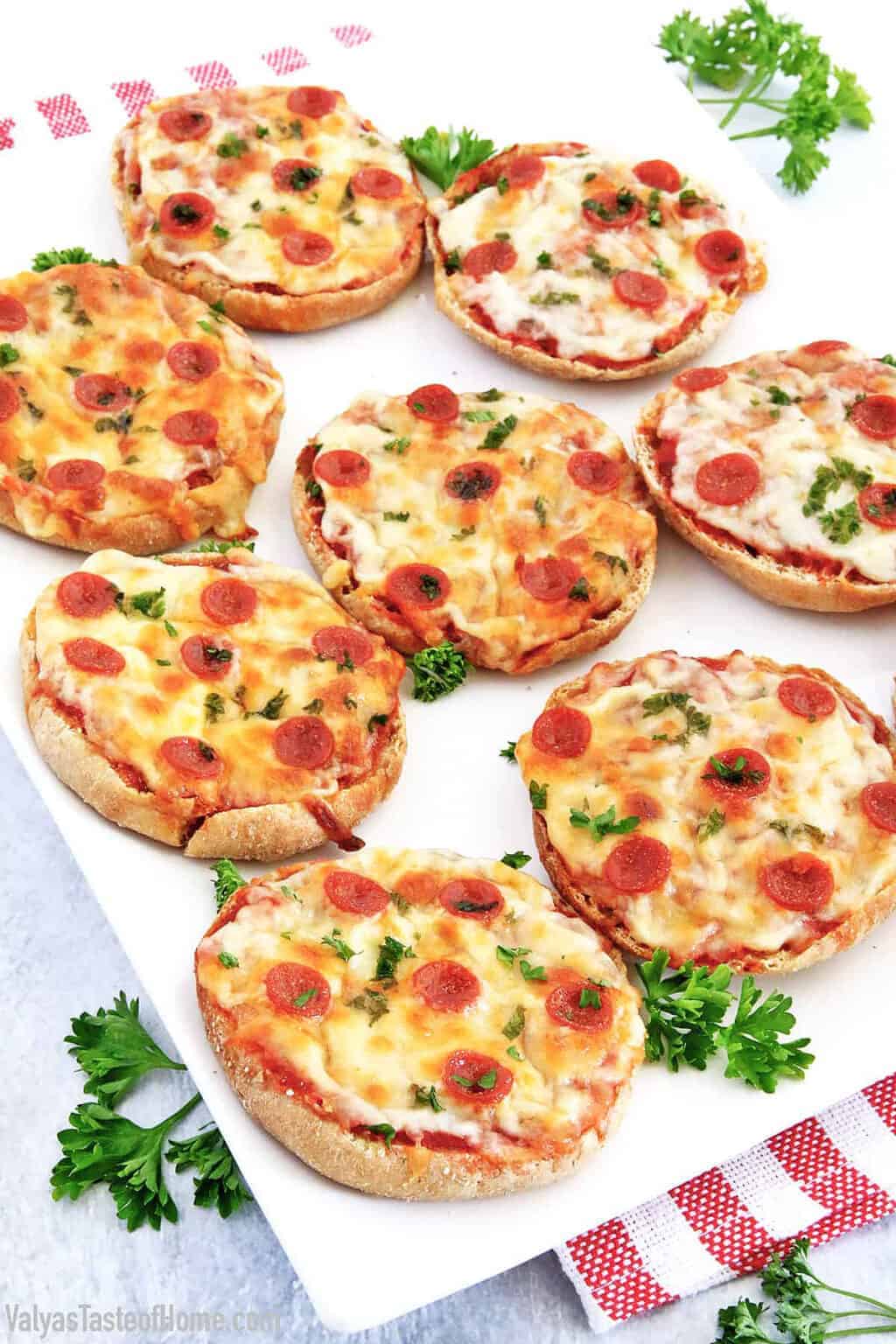 The Easiest English Muffin Pizza (Quick and Tasty!)