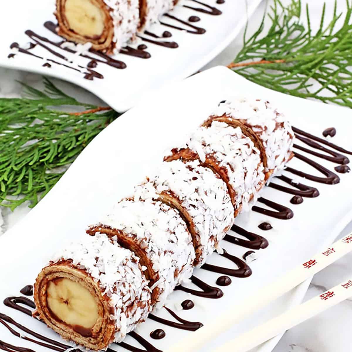 Quick and Easy Dessert Sushi (with Bananas + Nutella)