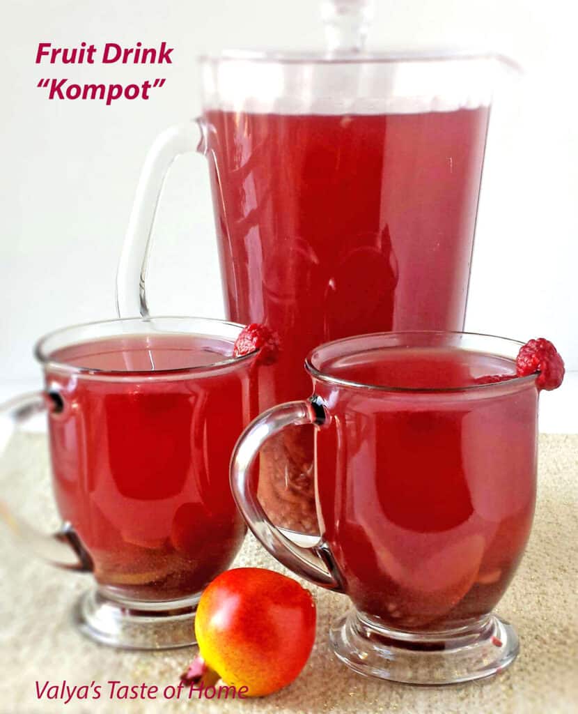 Easy Homemade Kompot Juice Recipe (Slavic Fruit Drink)