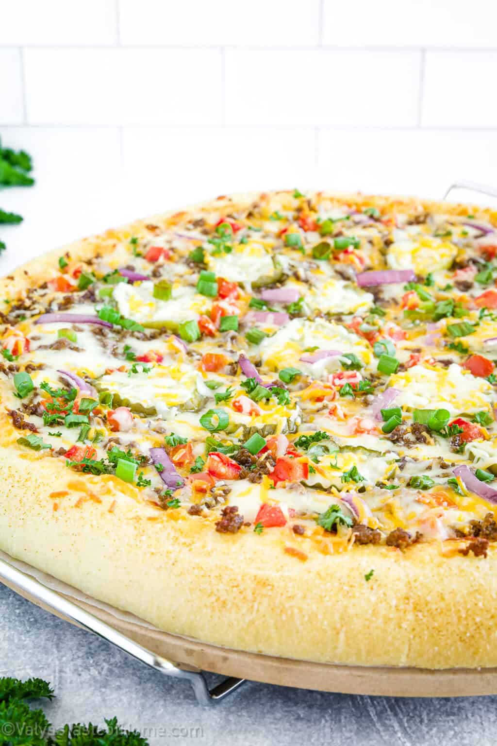 Easy Cheeseburger Pizza (Absolute Family-Favorite Recipe!)
