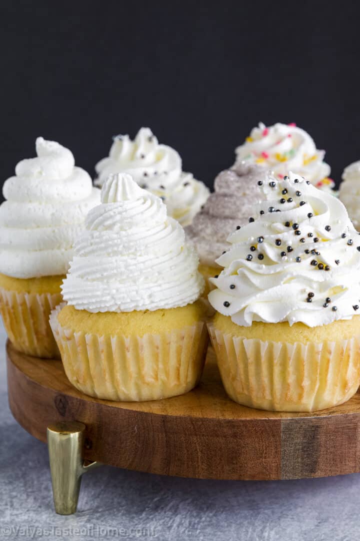 How to Make Frosting (The Best Homemade Frosting Recipe)
